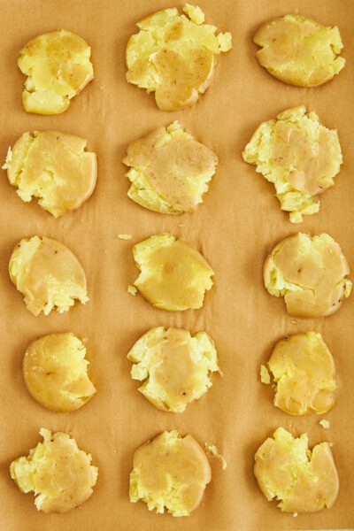 How to Make Smashed Potatoes - Food Dolls