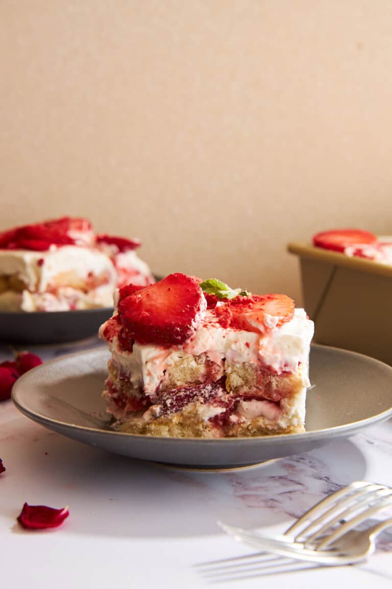 Strawberry Tiramisu - Food Dolls