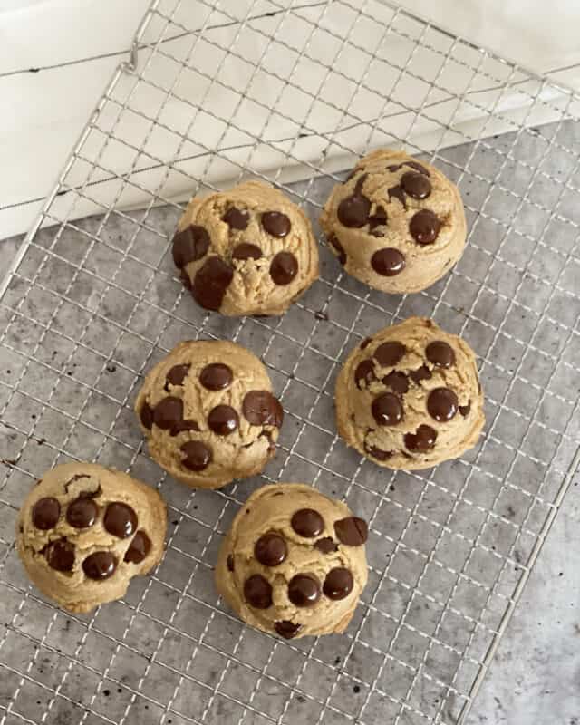 Peanut Butter Chocolate Chunk Cookies – Food Dolls