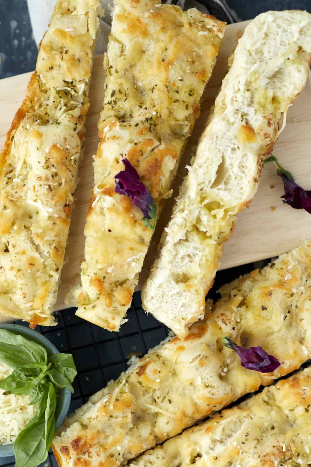 No Knead Cheesy Focaccia Bread - Food Dolls