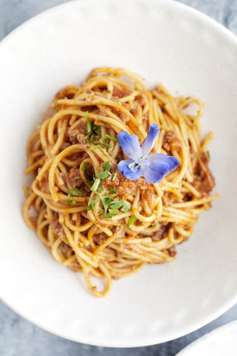 One Pot Spaghetti with Ground Beef - Food Dolls