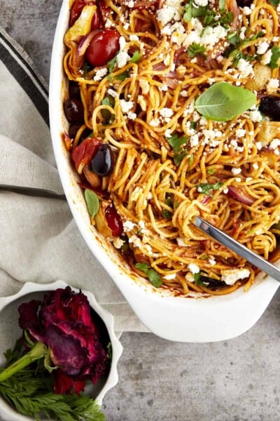 Mediterranean Spaghetti (Oven Baked Recipe) - Food Dolls