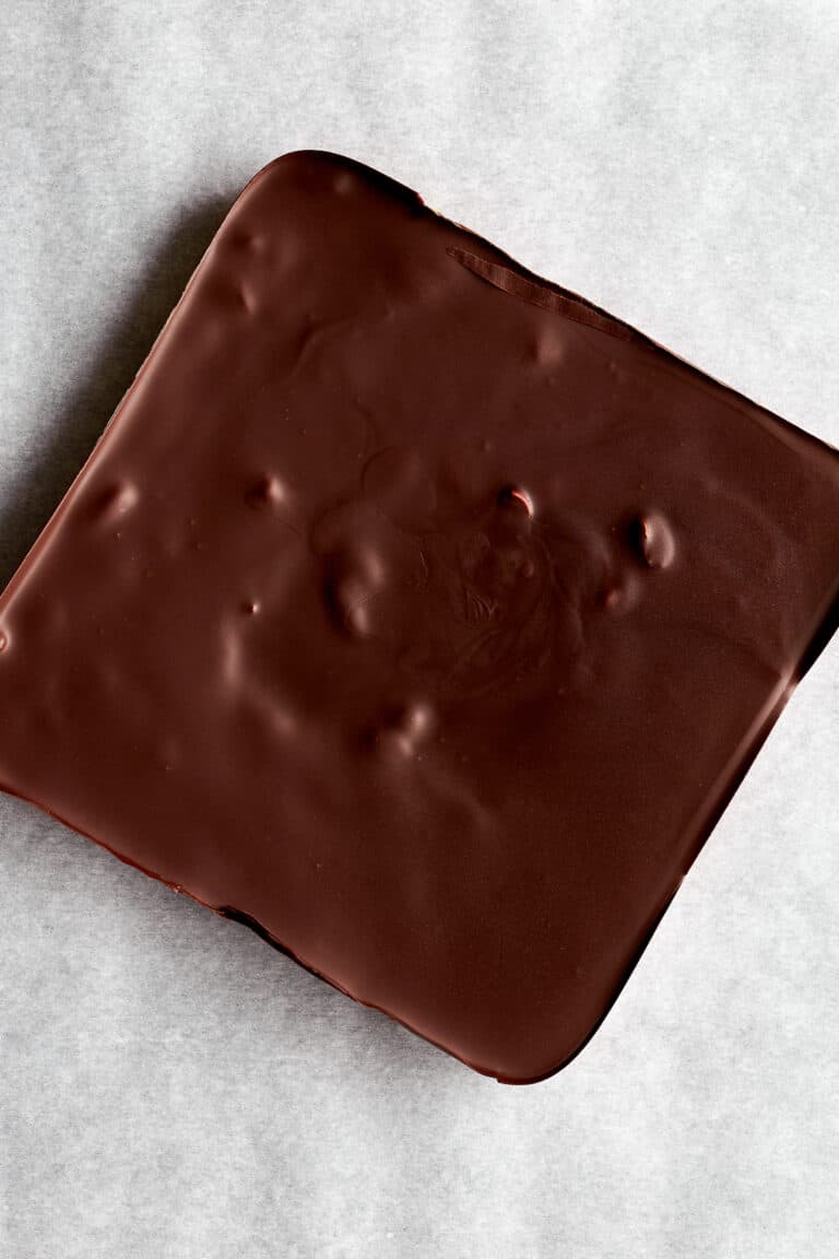 Chocolate Peanut Butter Bars (Homemade Snickers) - Food Dolls