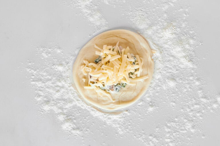 Easy Fatayer (with Cheese and Spinach) - Food Dolls