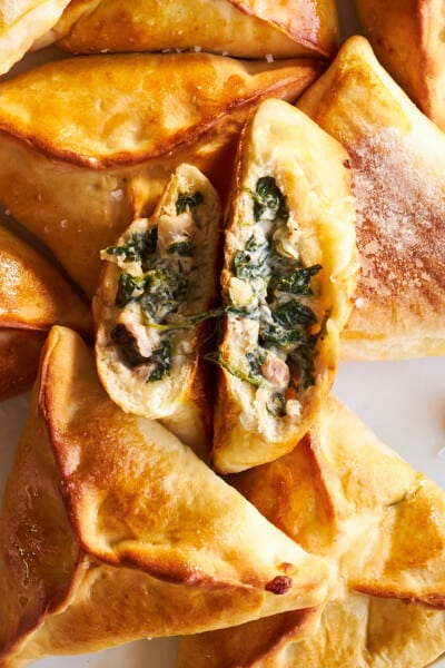Easy Fatayer (with Cheese and Spinach) - Food Dolls
