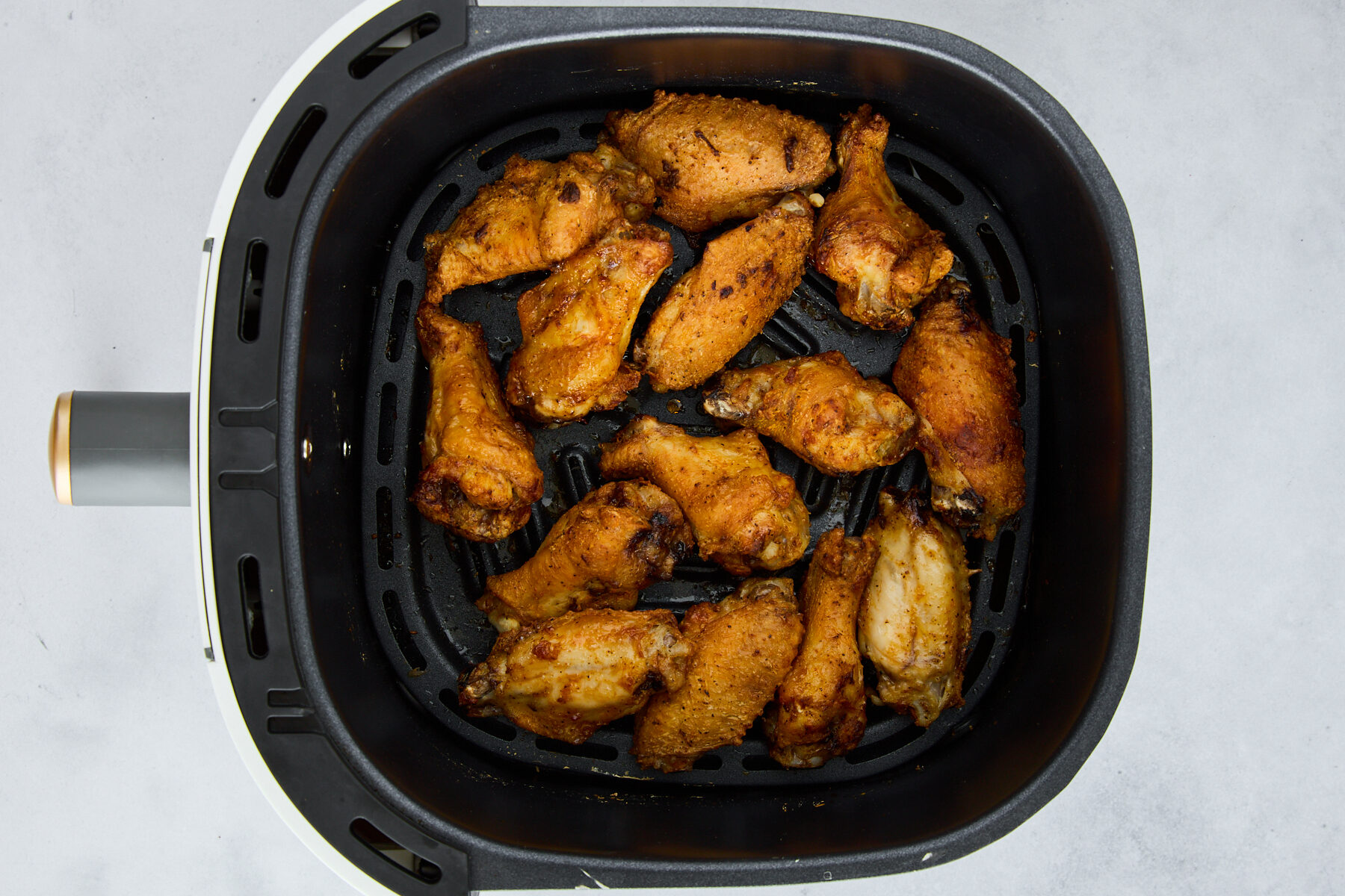 Air Fryer Garlic Parmesan Chicken Wings - Food Dolls