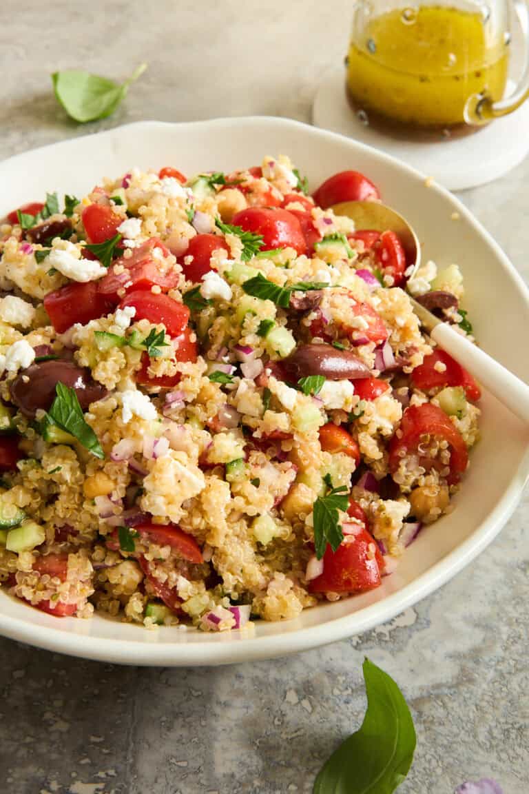 Quinoa Chickpea Salad with Vinaigrette - Food Dolls