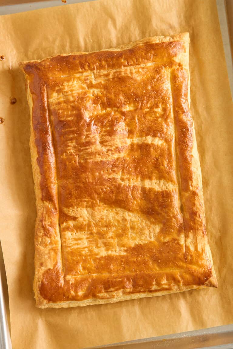 Hummus and Ground Beef Puff Pastry with Hummus - Food Dolls