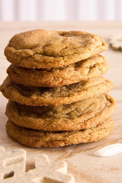 Soft Gingerbread Cookies - Food Dolls